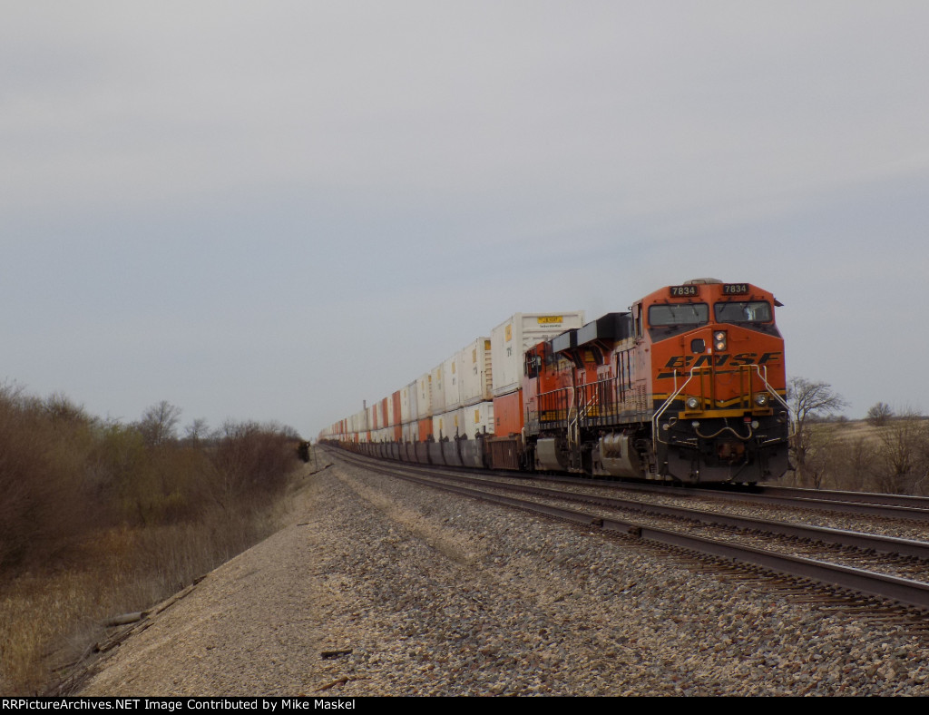 BNSF 7834